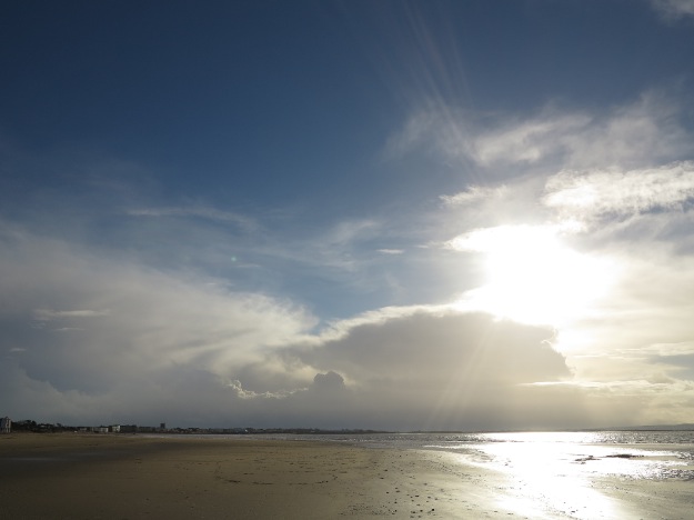 Christmas Day Walk on Burnham Beach | Zeb Bakes